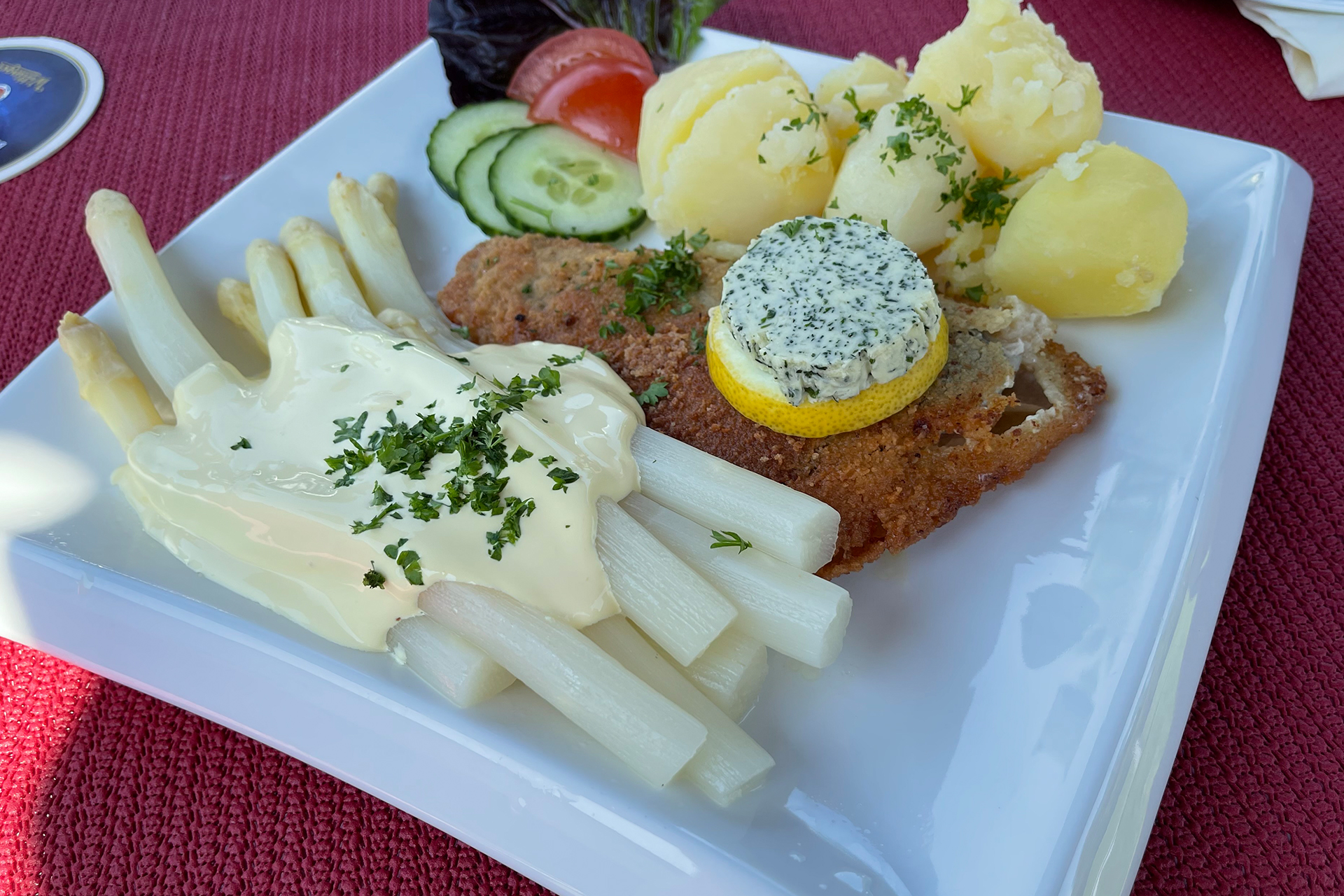 Die Spargelsaison ist eröffnet - Rasthaus Menz